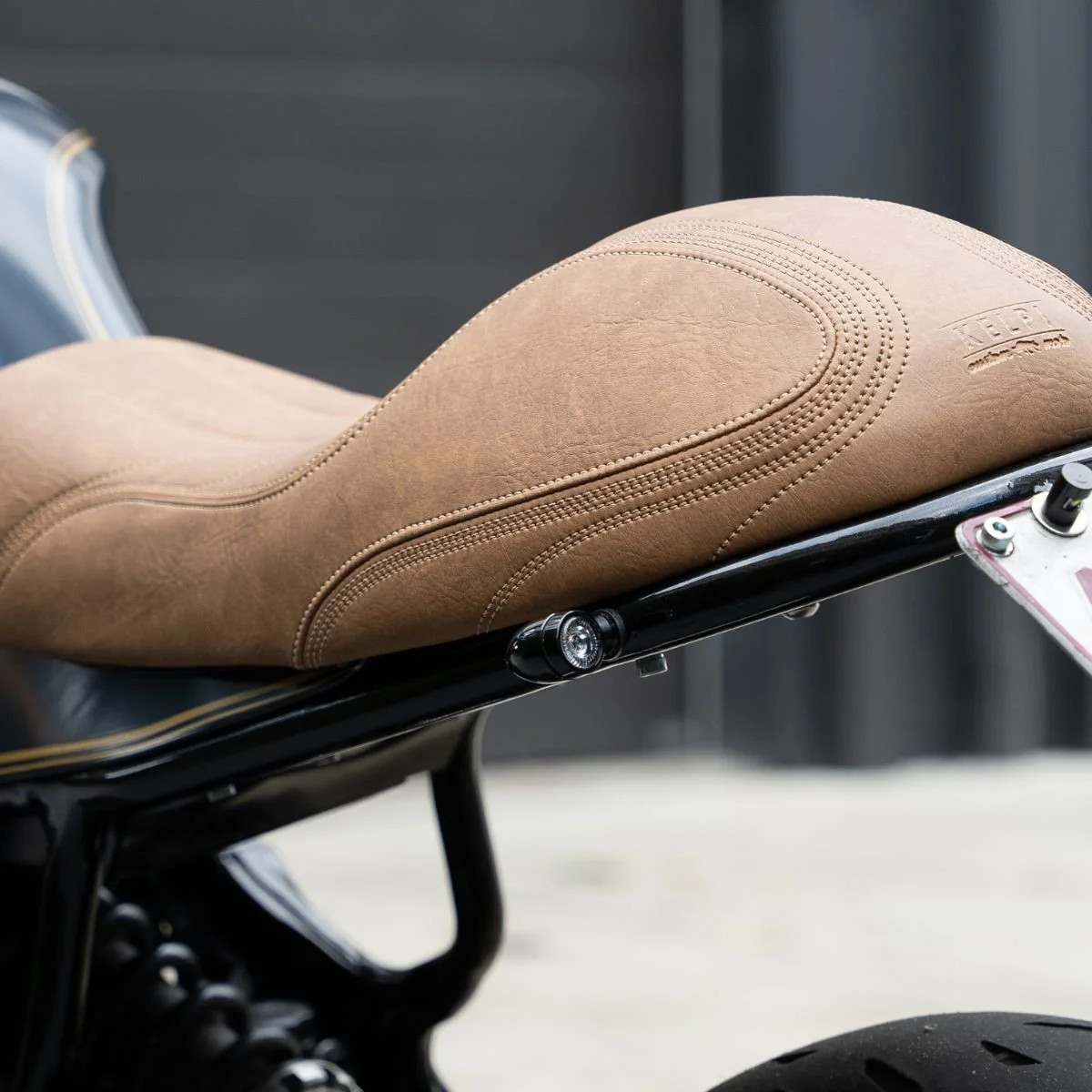 Svartpilen 401 Custom Seat Trim — KELPI CUSTOM MOTO