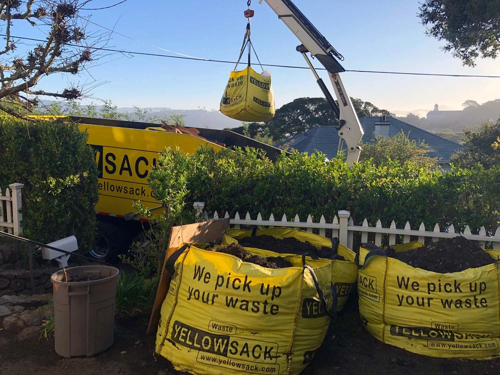 Yellowsack - Dumpster bag for easy junk removal