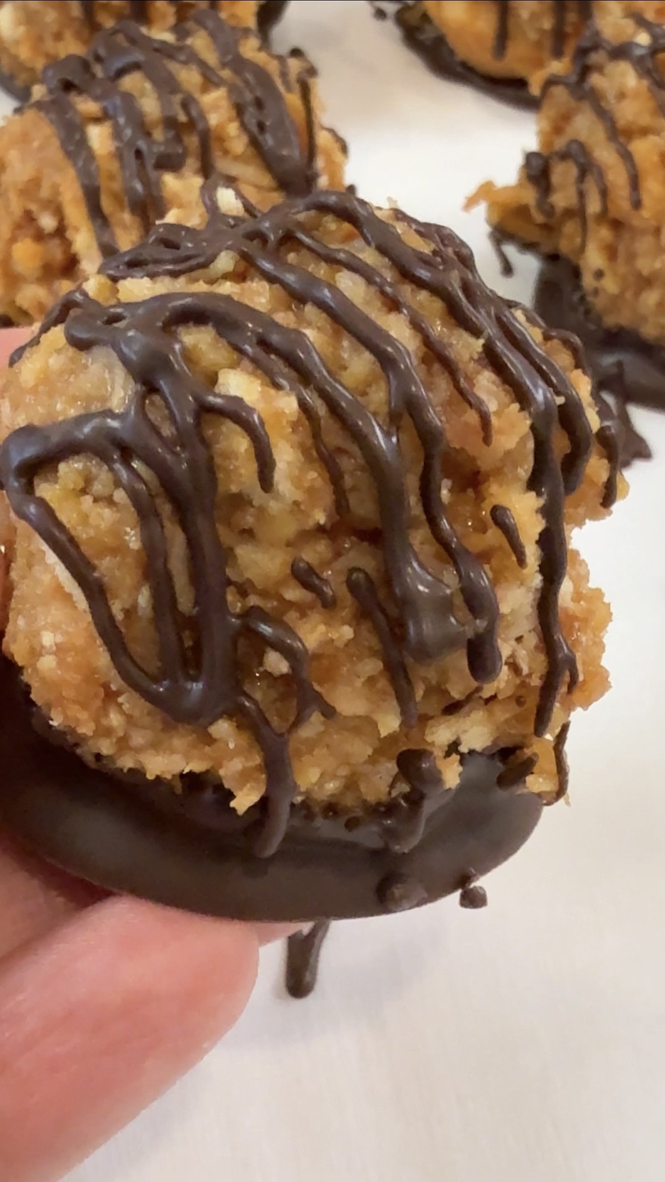 Easy Caramel Coconut Clusters Recipe (Better Than Samoa Cookies ...