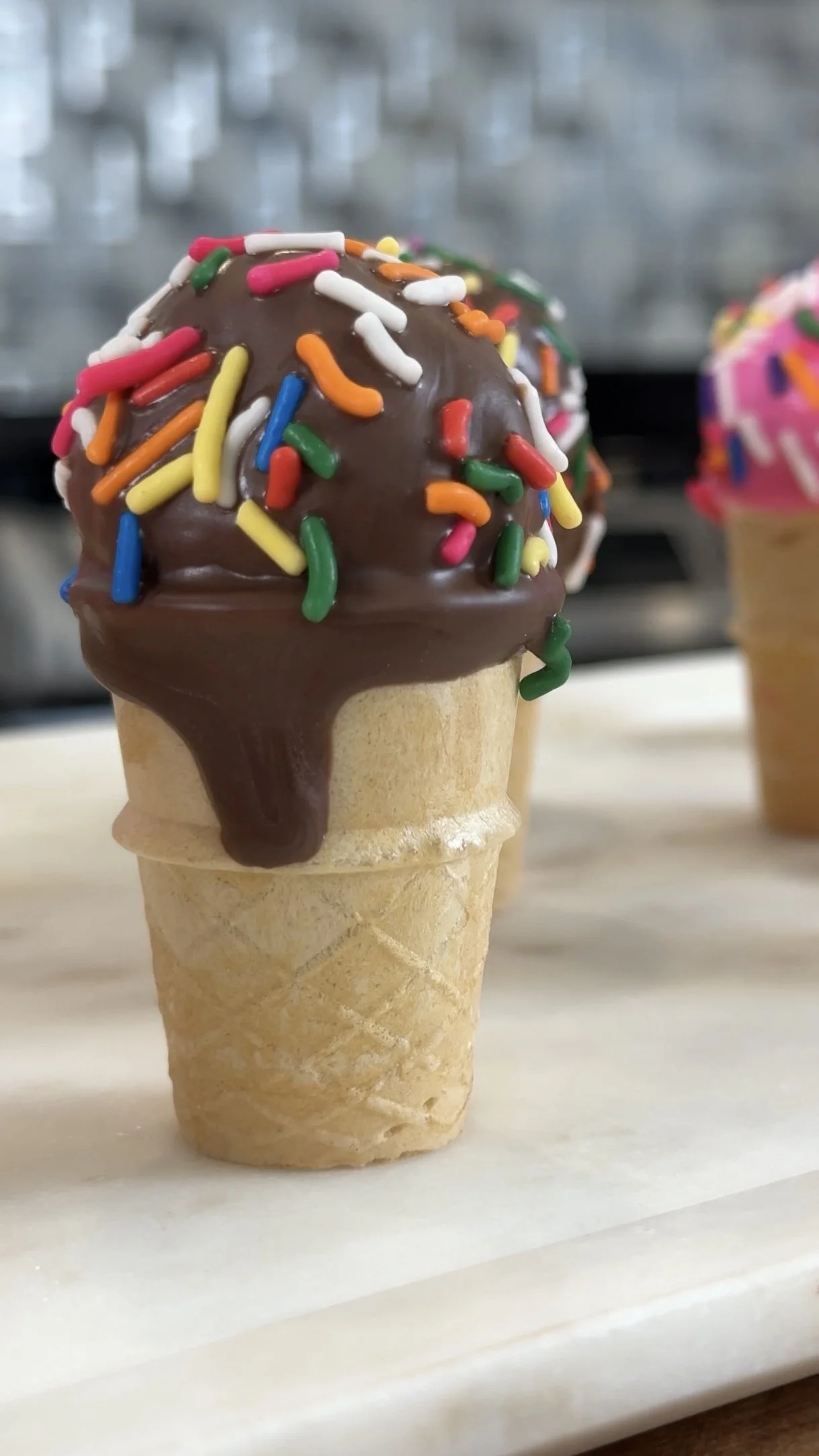 Whimsical Treat Alert: How to Make Irresistible Ice Cream Cone Cake ...