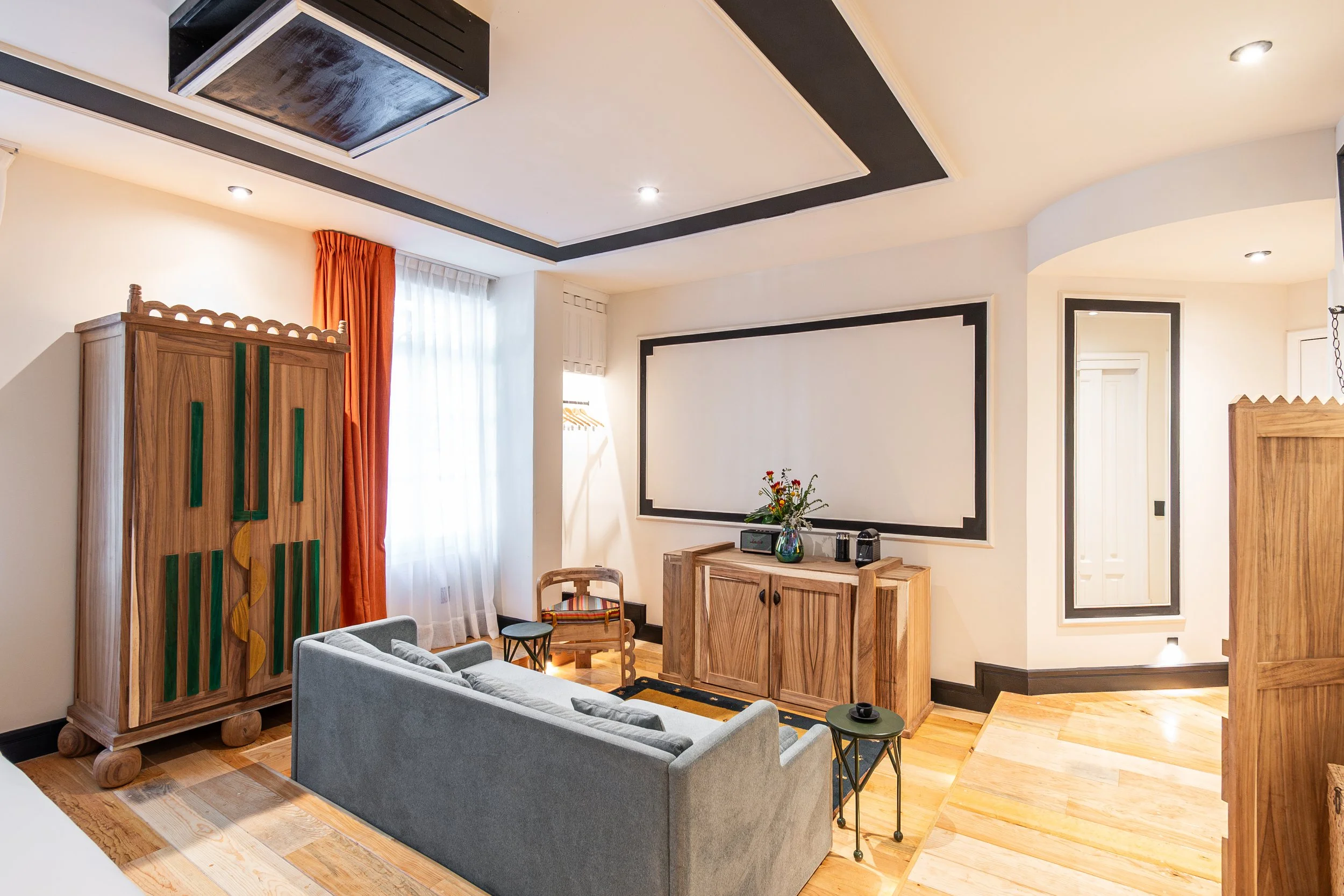 NOVA SUITE GALLERY — La Valise CDMX