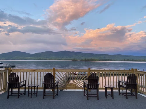 Lakeside Cottage Rates — Stepping Stones Resort