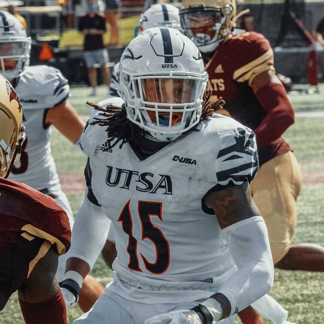 UTSA Football Uniforms | Christopher Muñoz