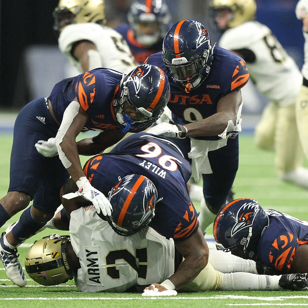 UTSA Football Uniforms | Christopher Muñoz