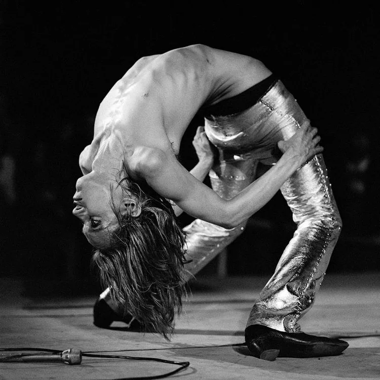 REVIEW: Iggy Pop's Montreux Jazz Festival Live Album Captures Raw Punk ...