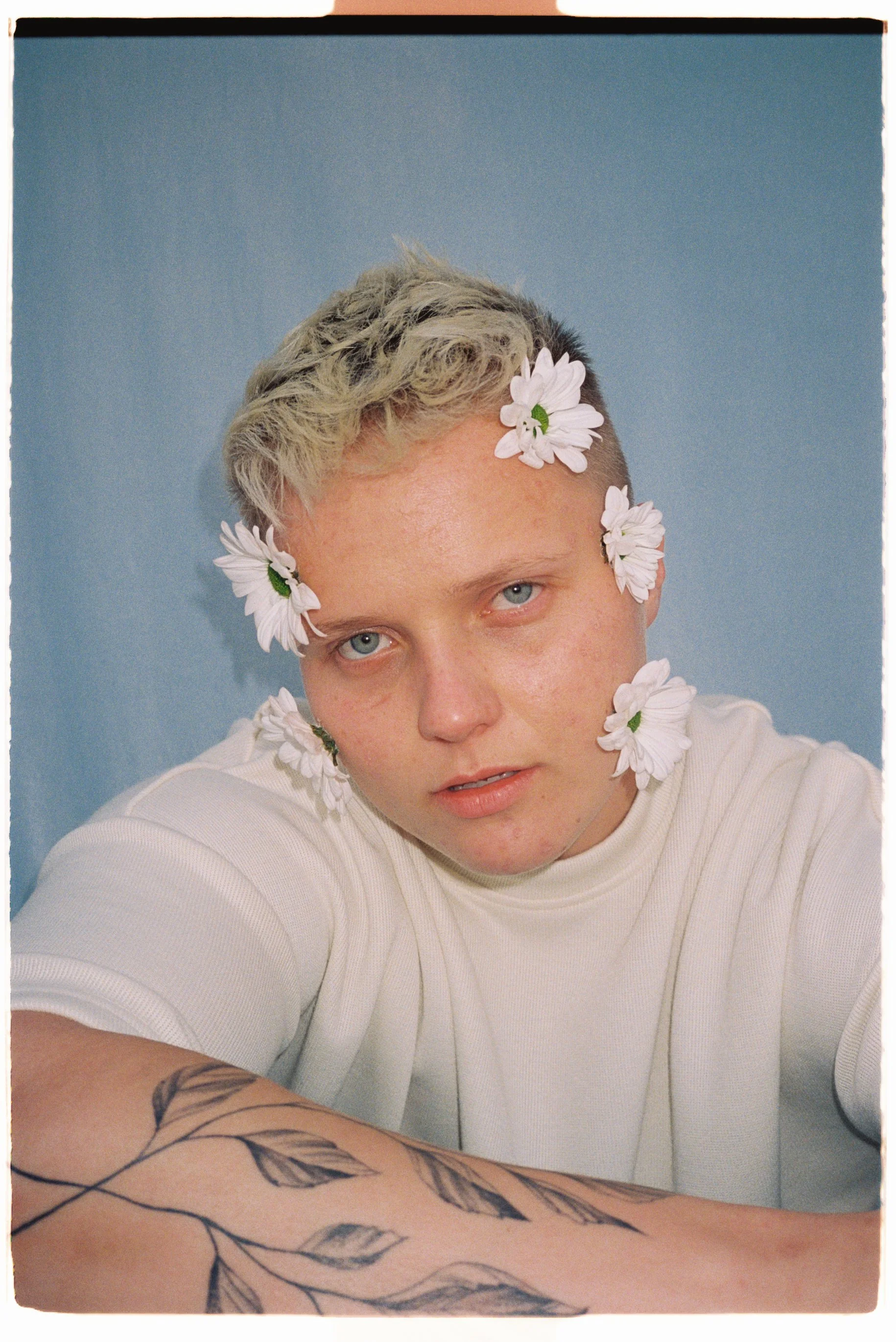 Q&A: Miki Ratsula Embarks on A Journey of Self-Love in Debut Album ‘i ...