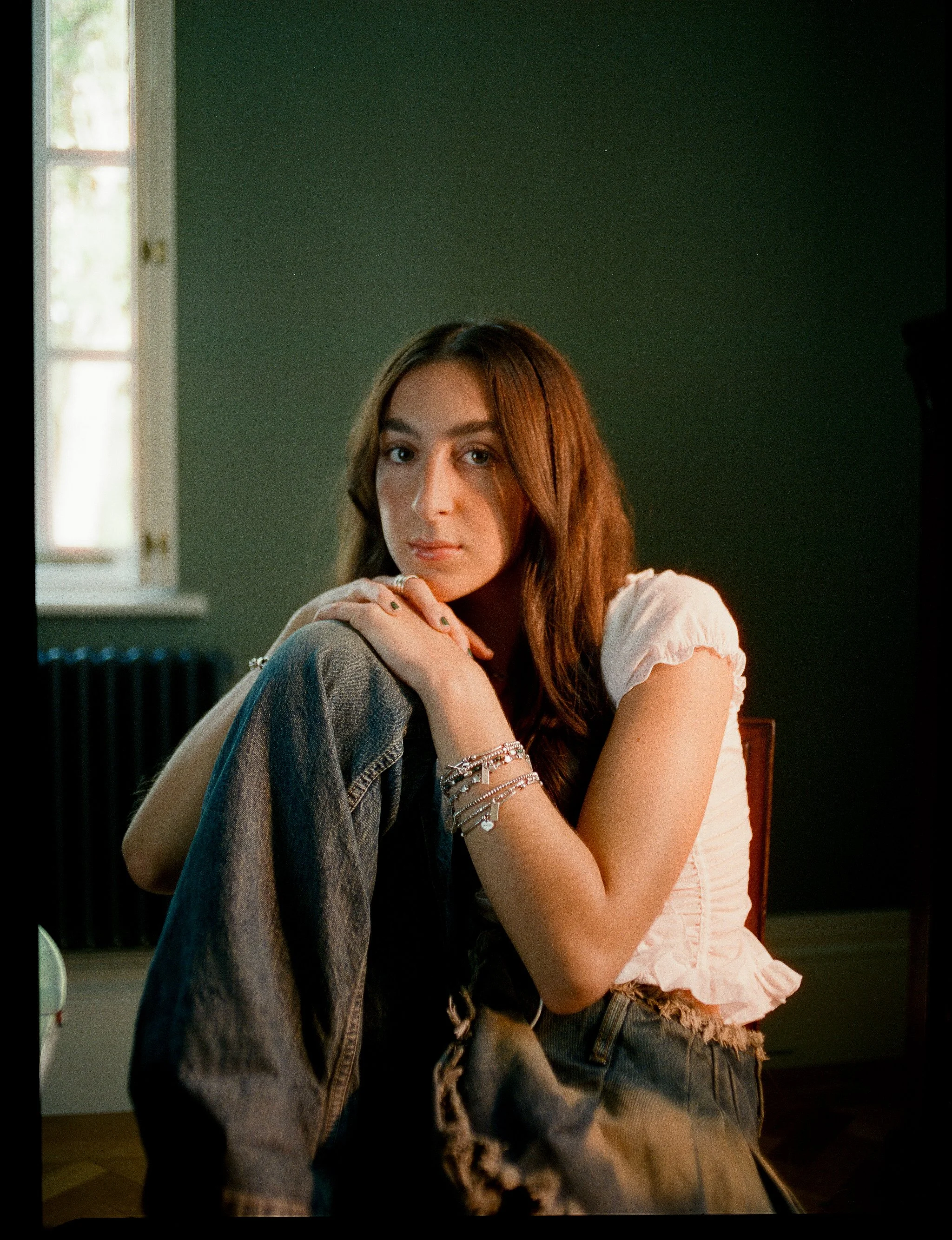 Q&A: UK's Rising Star Talks Debut EP ‘Listen to This When You Buy a ...