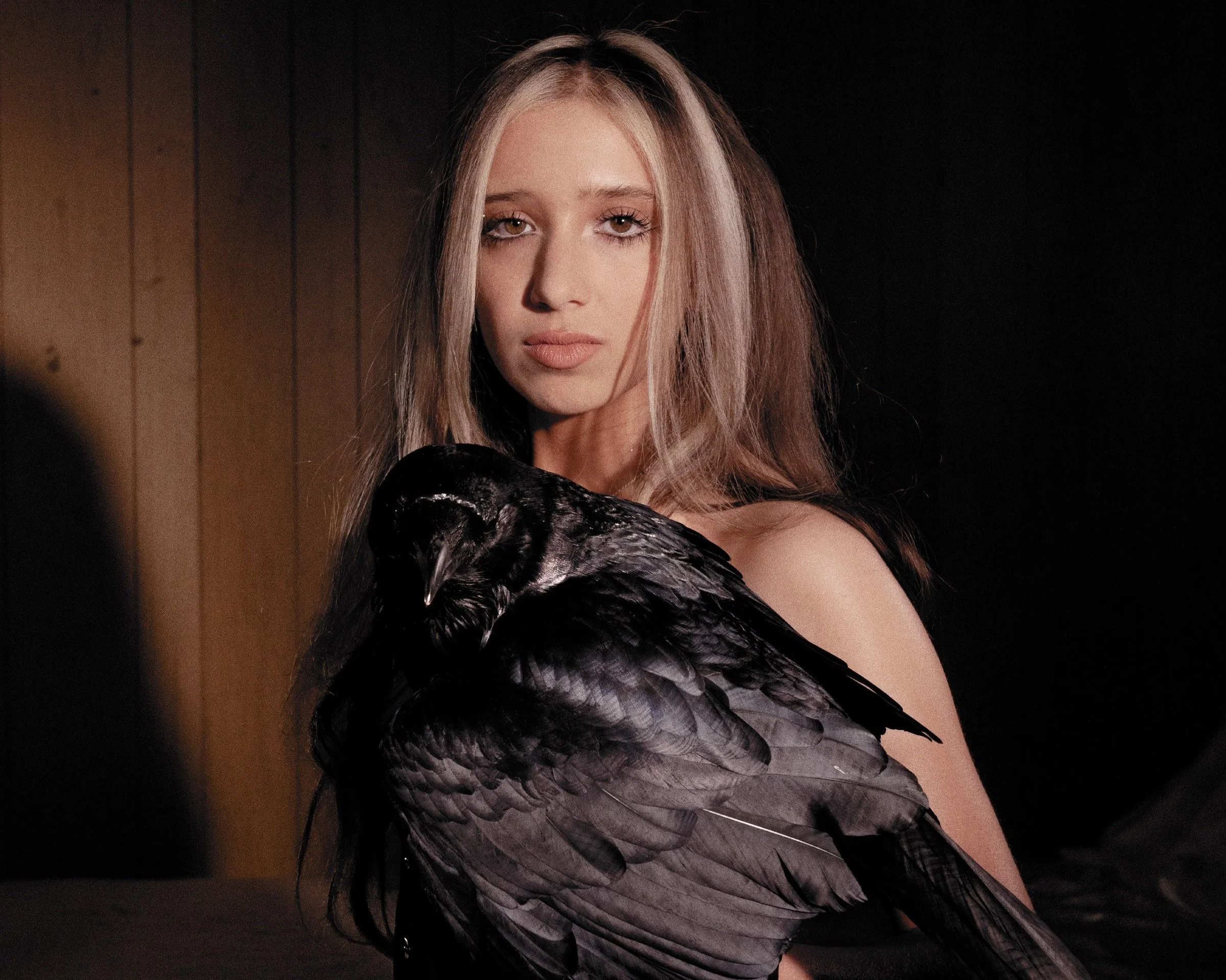 Q&A: Isabel LaRosa Rises to Alt-Pop Stardom with Debut Album ‘Raven ...