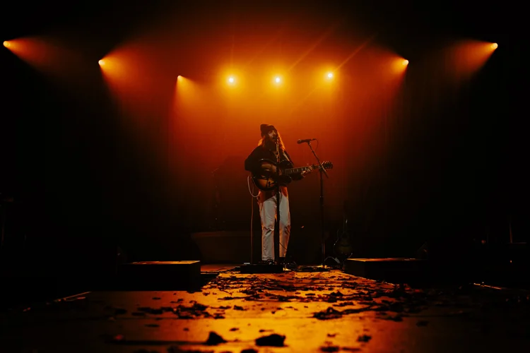 Q&A: Rising Indie-Folk Artist Hazlett is Captivating Souls While ...