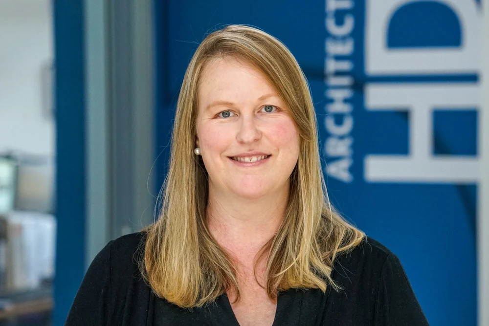 Sara Heuser — HDT