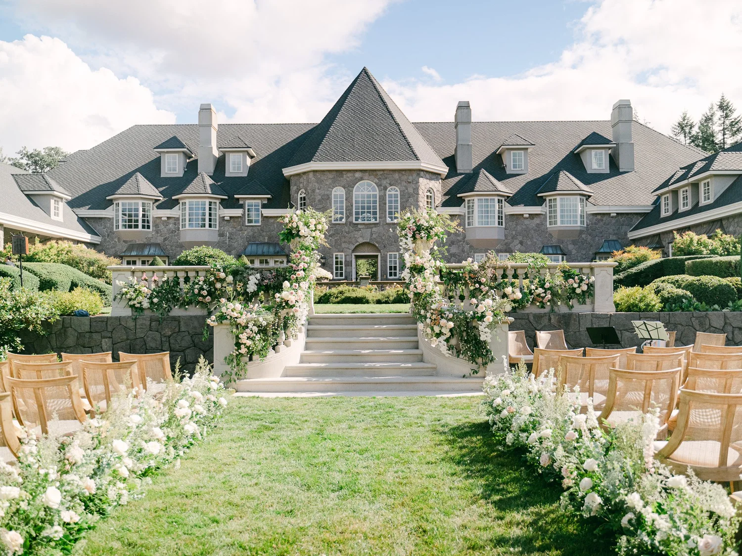 Luxury Oregon Castle Wedding Venue — CHÂTEAU de MICHELLIA