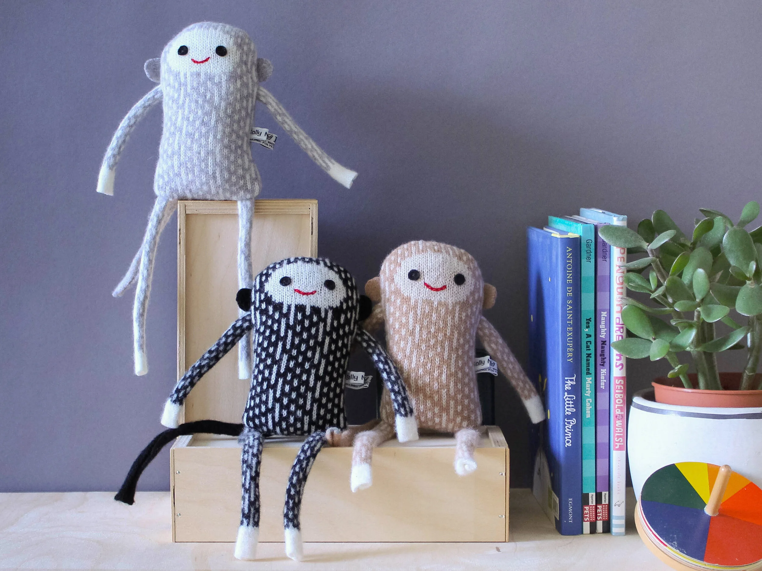 Mini Monkey — Sally Nencini