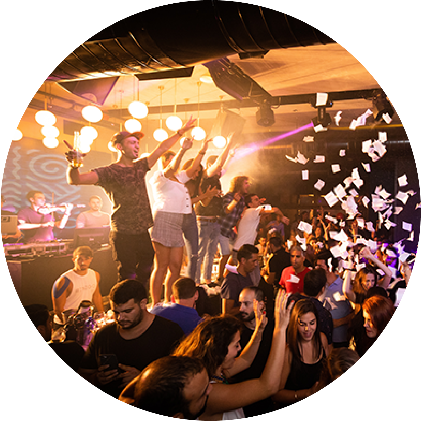 Delta Point, Croydon, CR0 2GY | Dstrkt Flats — dstrkt