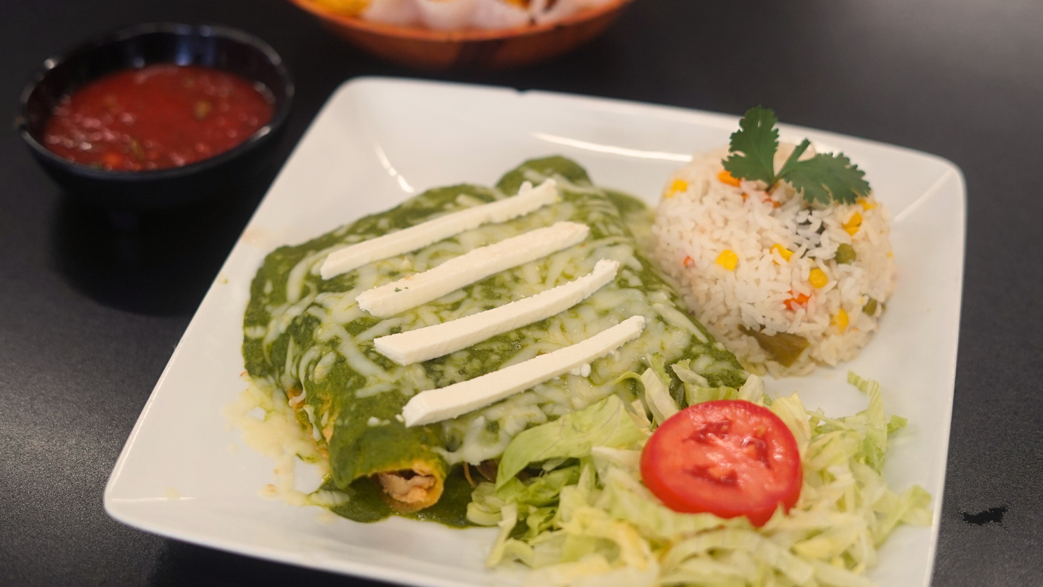 La Jaliscience Mexican Restaurant & Grocery Store