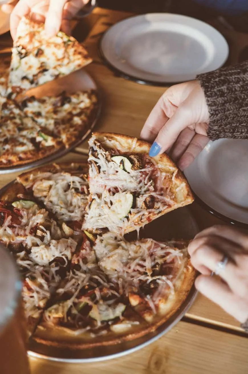 Mission Location Menu | DunnEnzies Pizza Co.