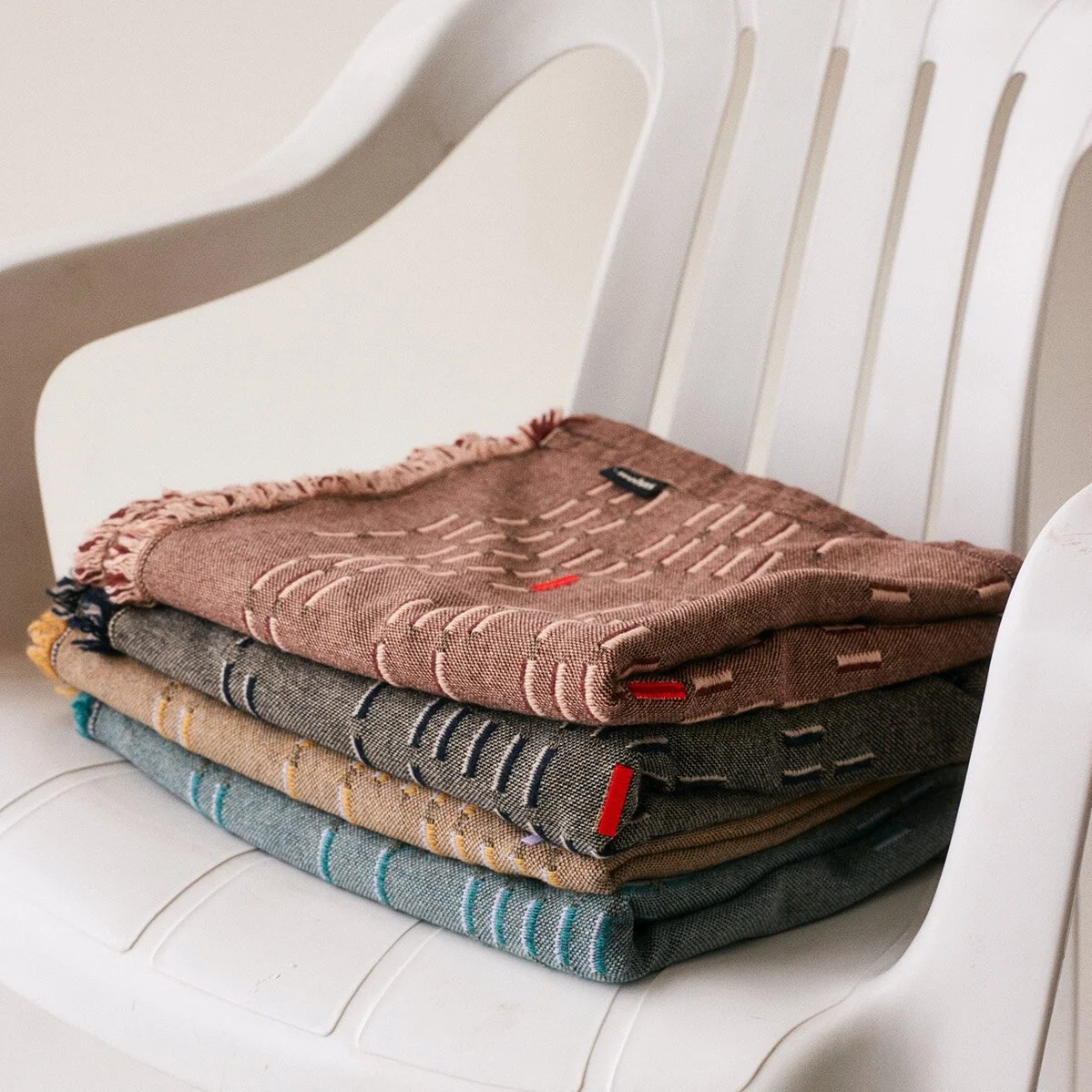 wolvis — a poetic knitwear brand