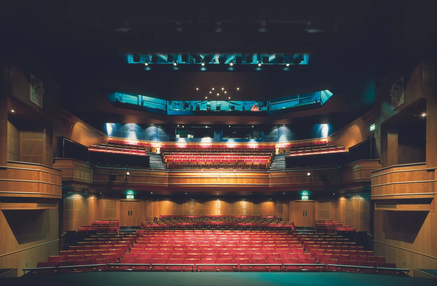 Spotlight on... CAMBRIDGE ARTS THEATRE | West End Best Friend