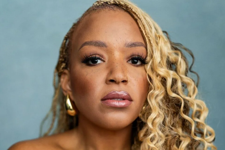 Marisha Wallace and Toby Gad release original Christmas single | West ...
