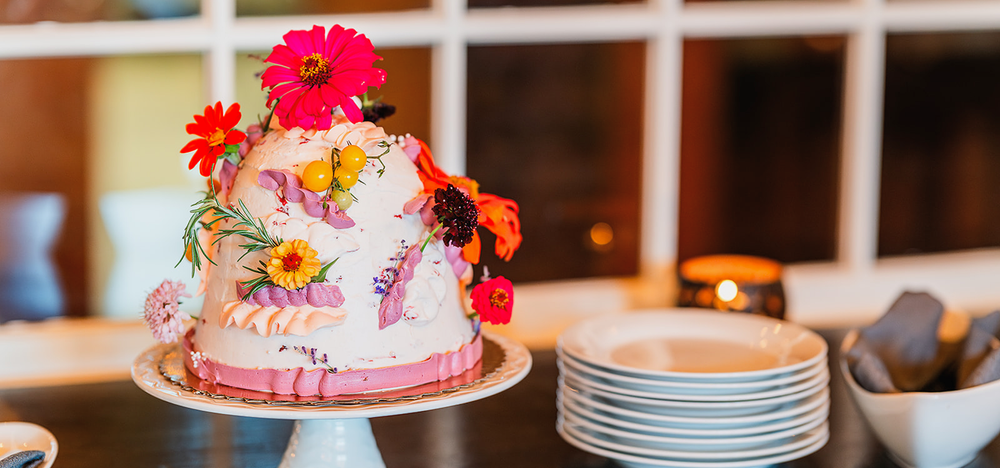 The Goose Chase Cake Design