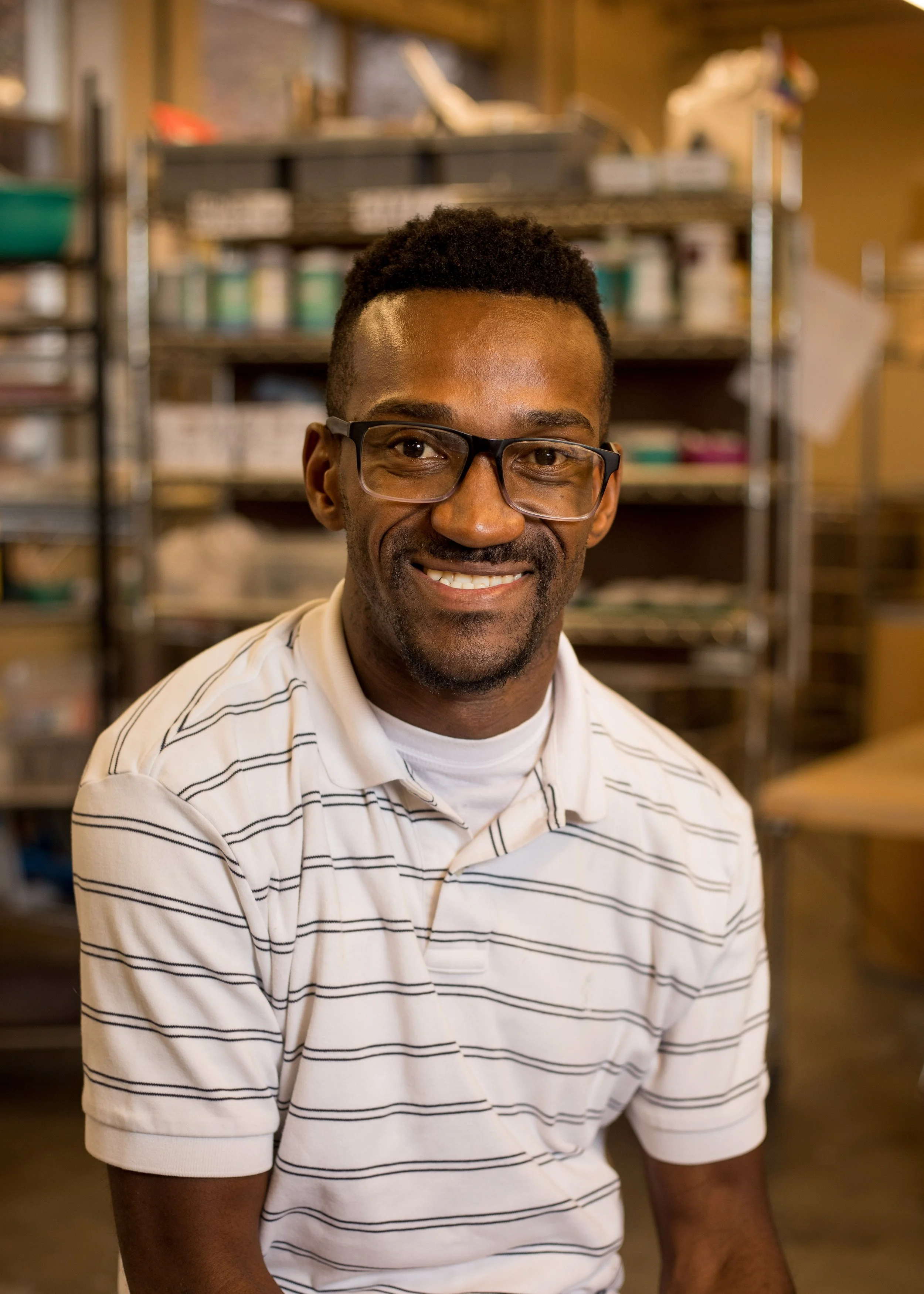 Johnson Simon — ARTISTS AT WORK