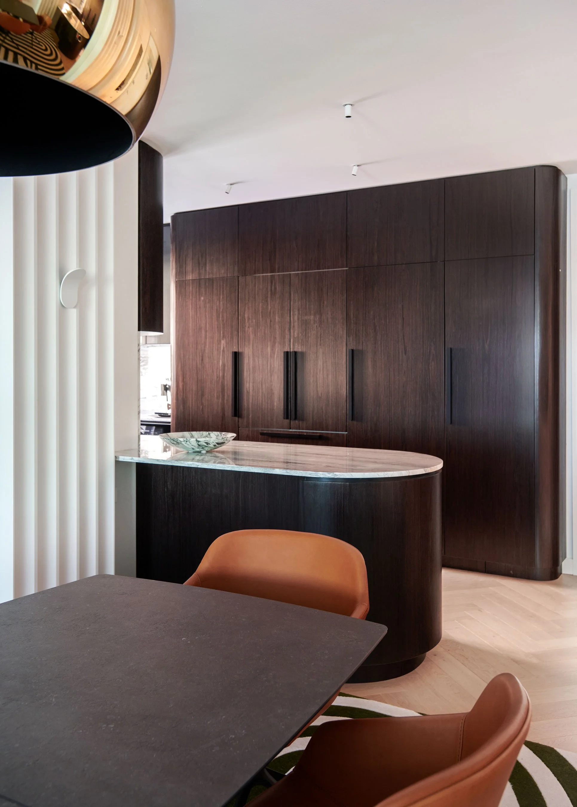 Mastering Open-Concept Kitchens for Seamless and Luxurious Living ...