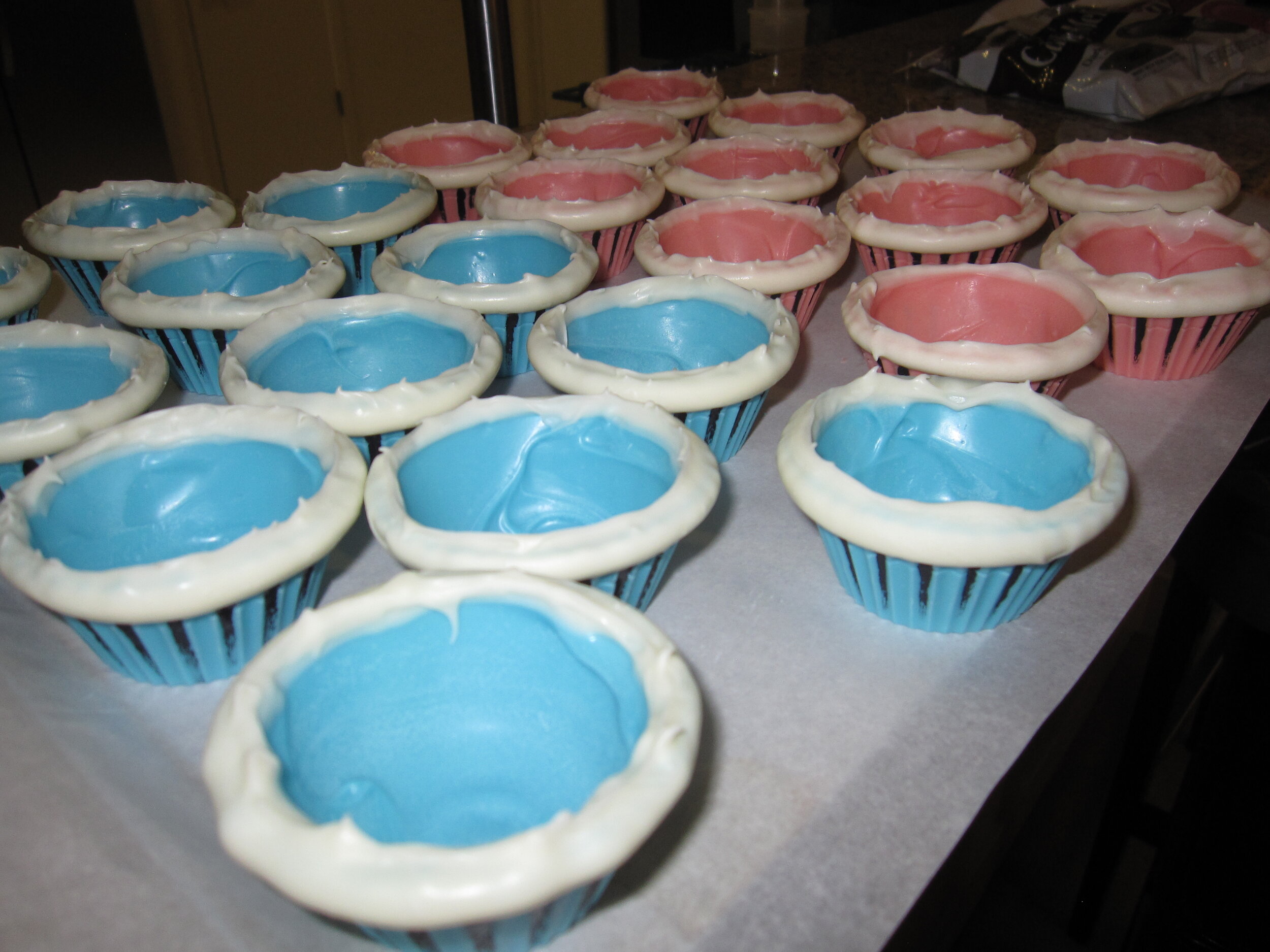 Zebra Cupcakes — Do It Myself!