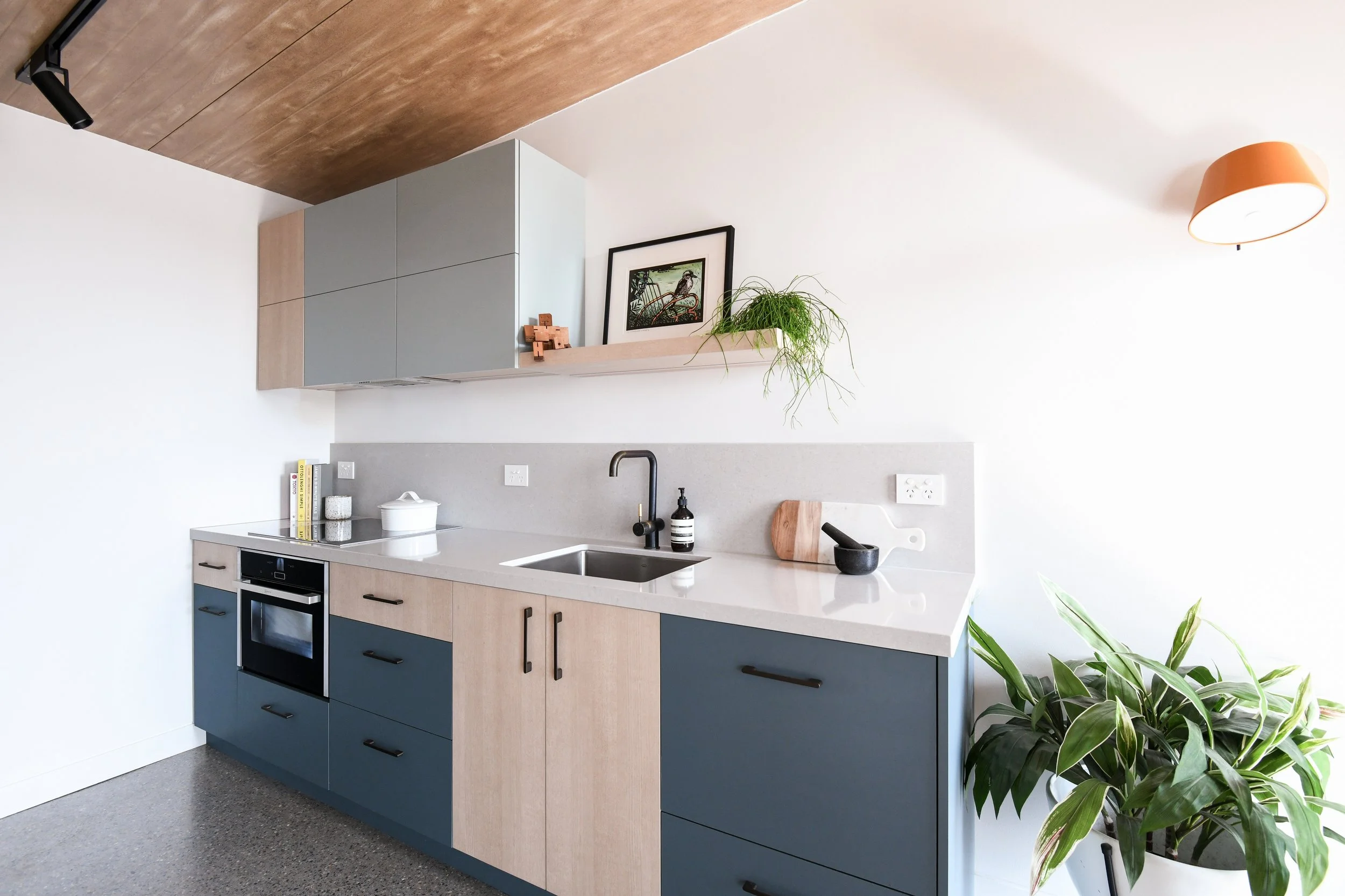 Giraffe Studio Unveiled: Where Playful Charm Meets Practical Brilliance ...