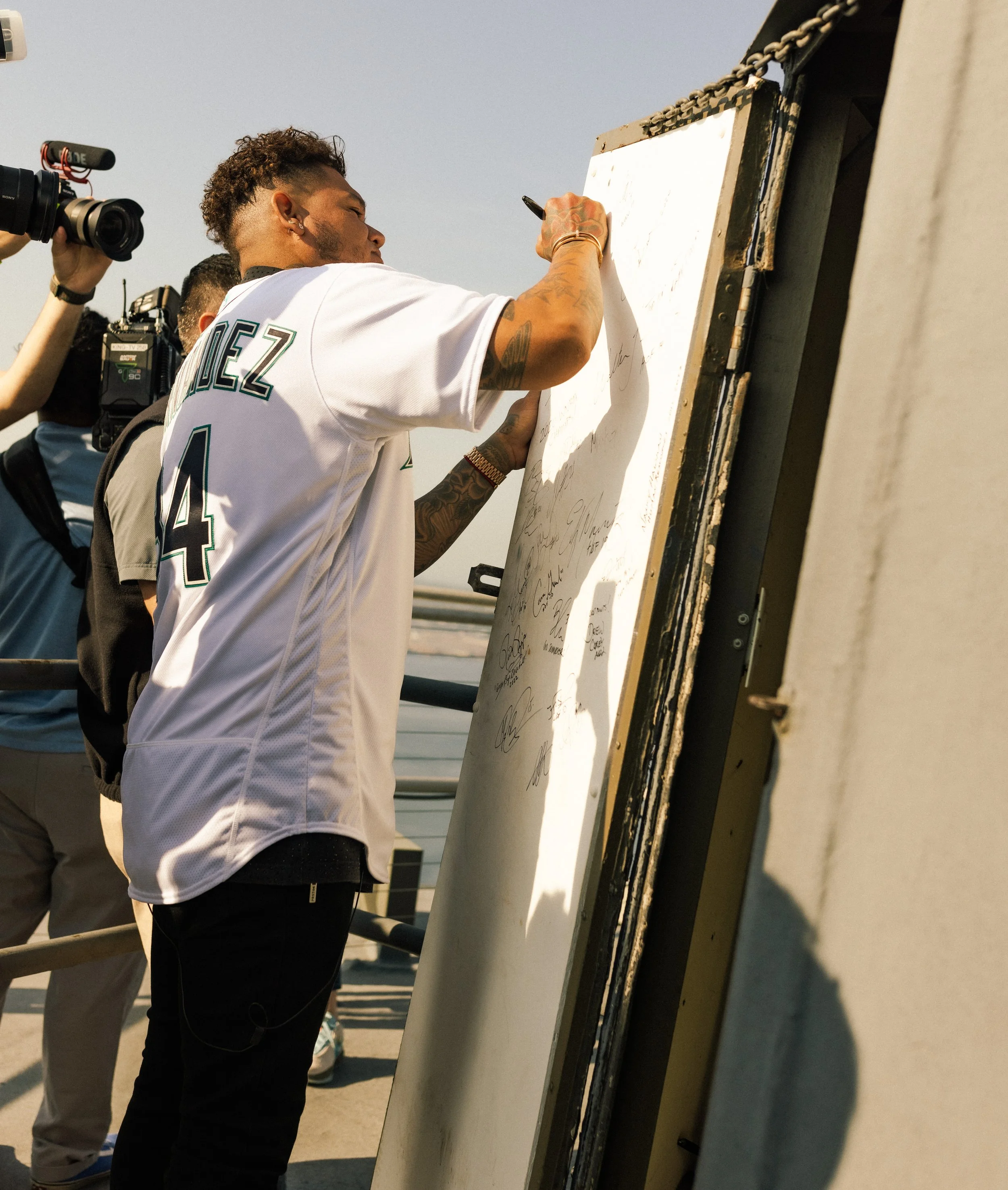 King overlooking his Kingdom: Felix Hernandez raises the All-Star game ...