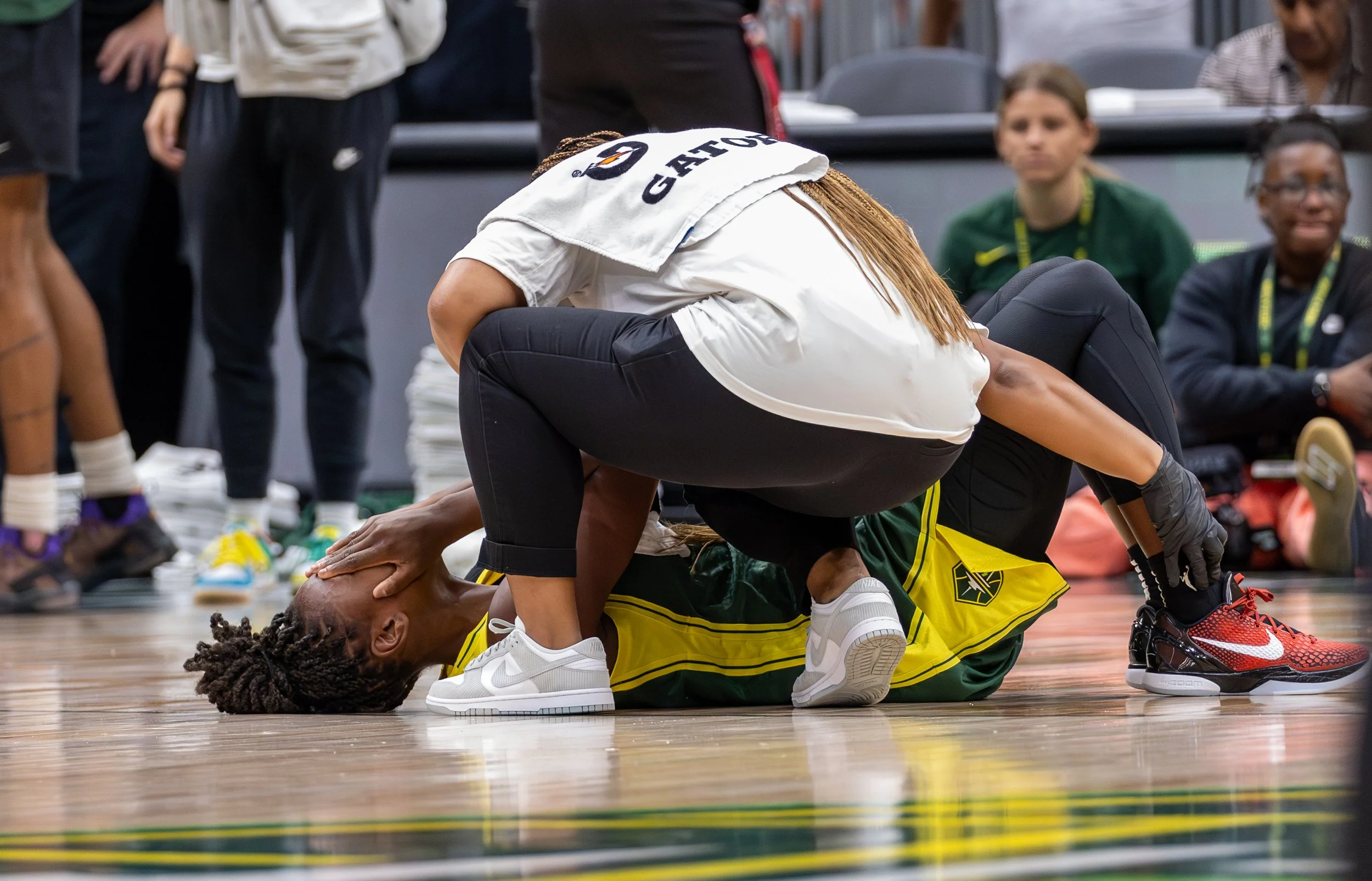 Wings soar over Storm for 76-65 win despite Loyd’s 31 points — Converge ...