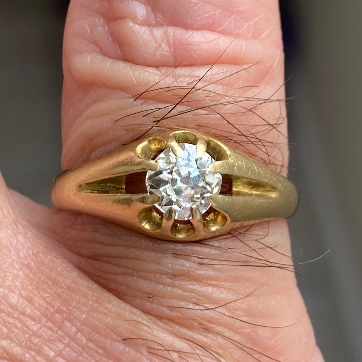 Eric Emms Professional Gemmologist and Gem Trader. Diamonds, Gems and ...