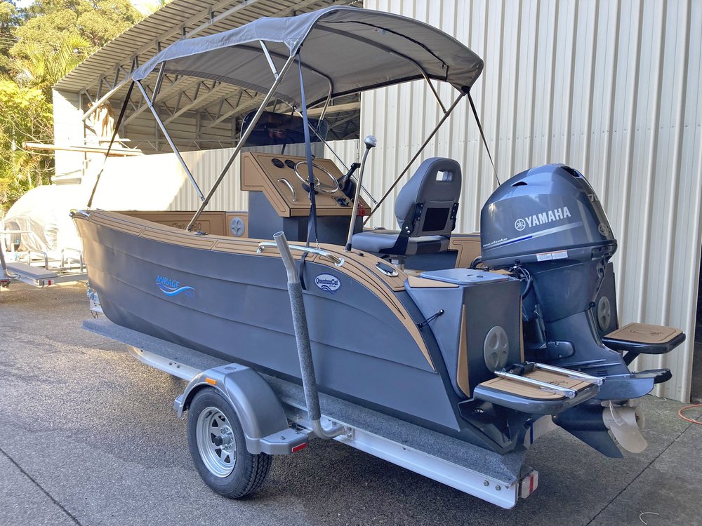 Quantum Cat Mirage 480 CENTRE CONSOLE — Quantum Catamarans