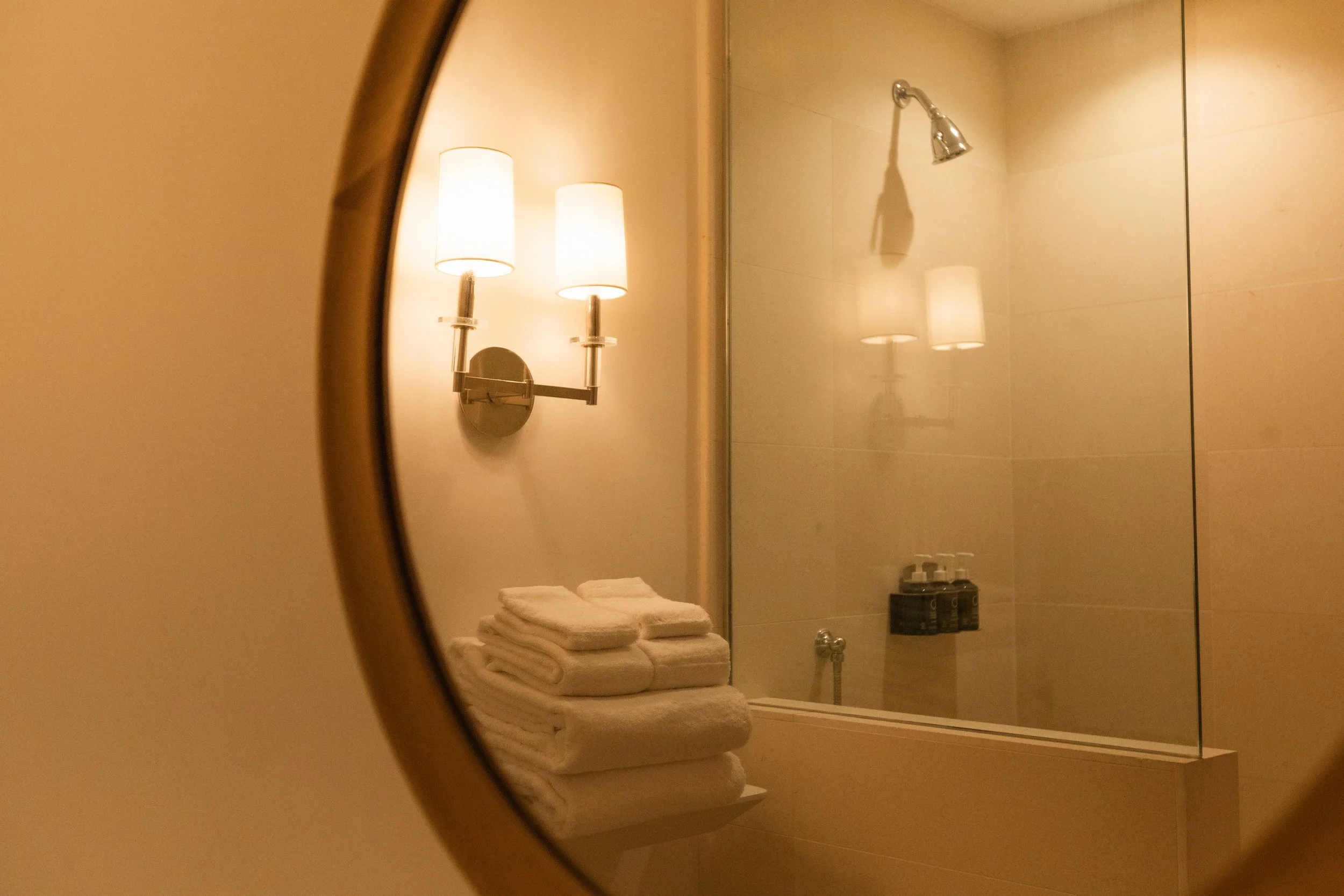 Cara Restaurant — Cara Hotel I Los Feliz