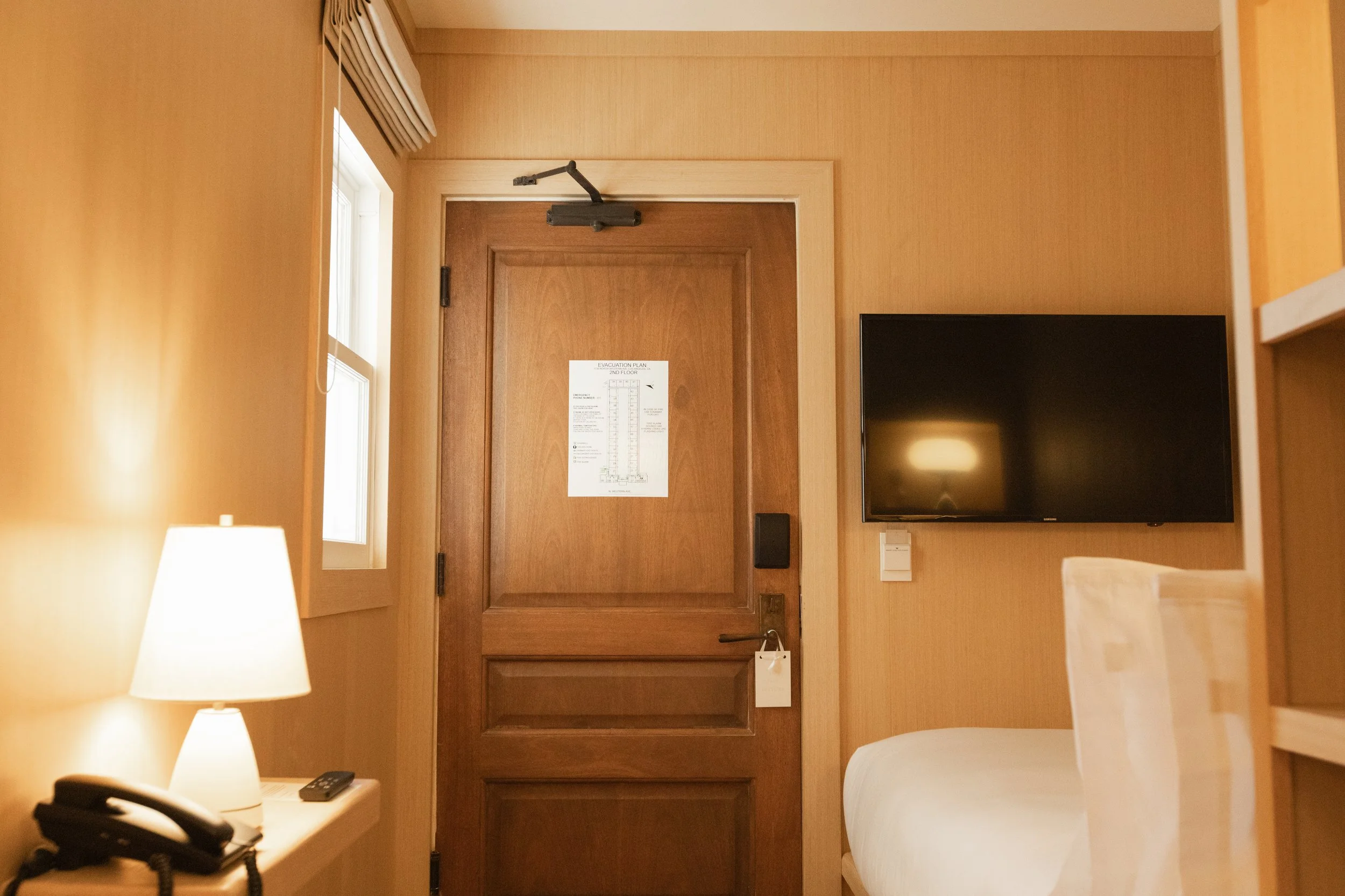 Cara Restaurant — Cara Hotel I Los Feliz