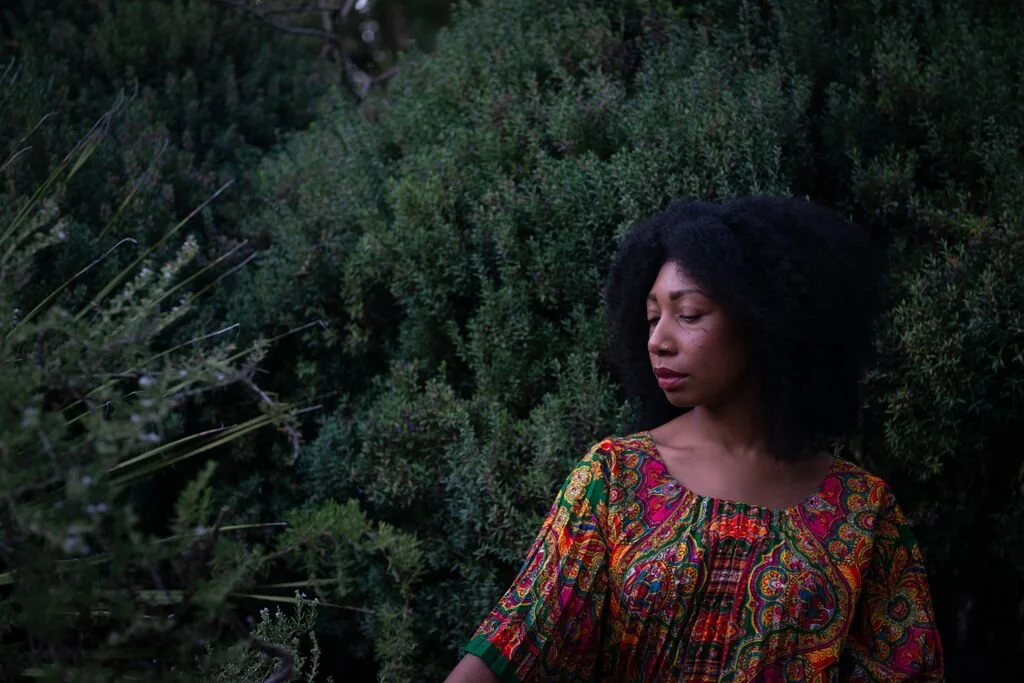 General 6 — Calypso Moon Essentials