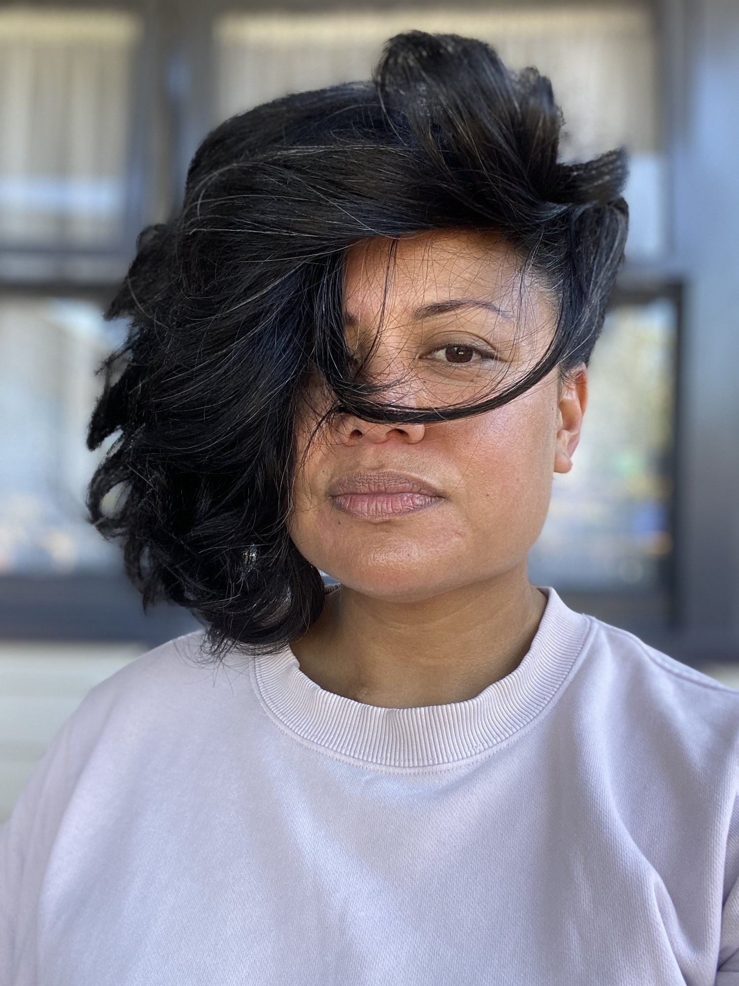 About — Olivia Laita