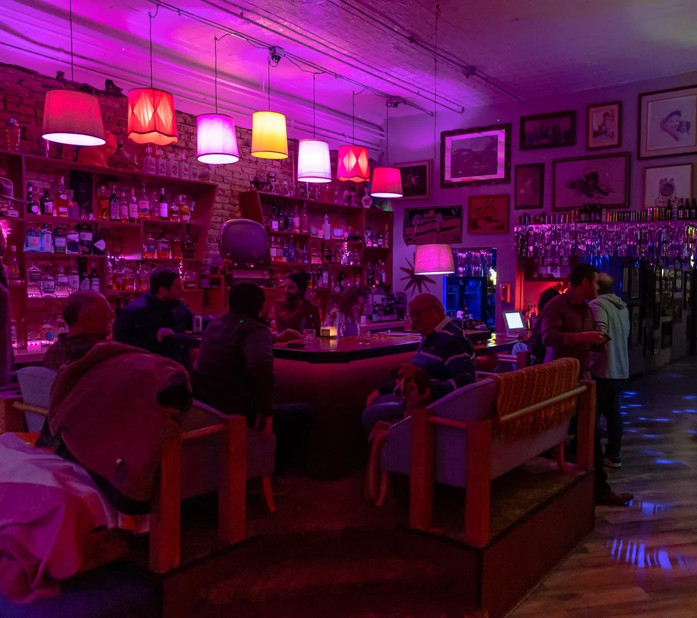 5BAR: divebar chic | Experience Dive Bar Charm - Join Us Today