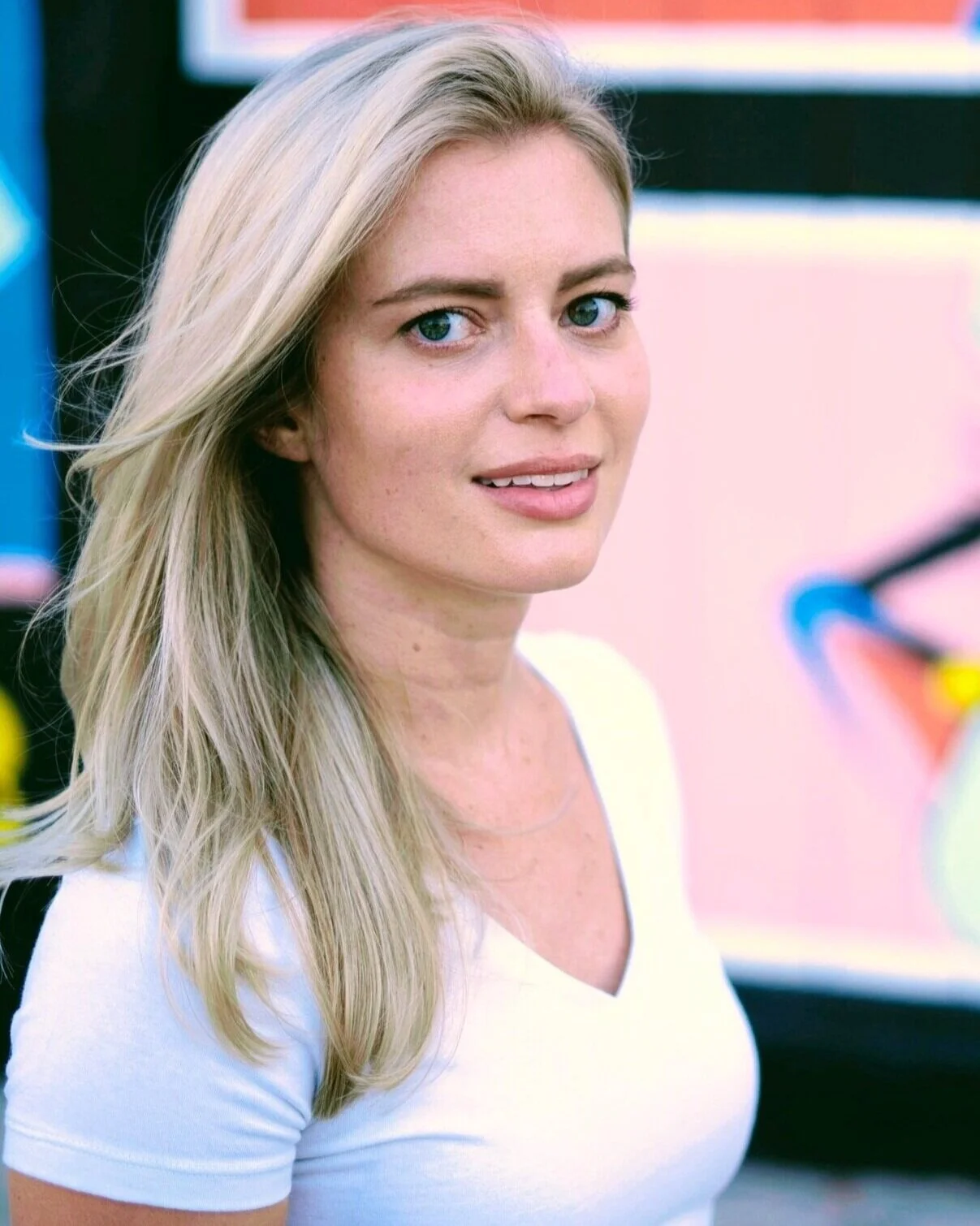 About — Elyse Willems