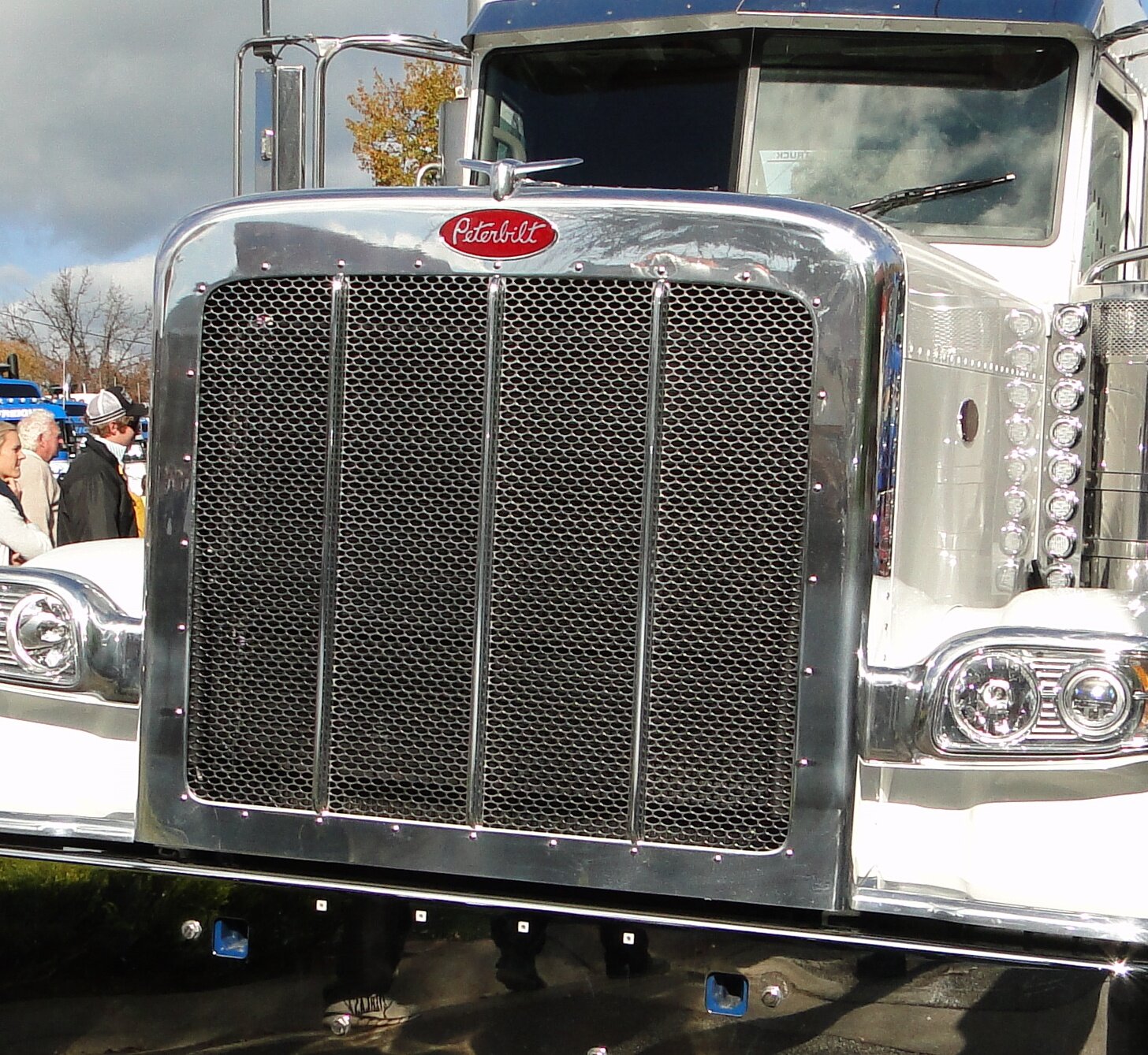 Laurie O’Neil - Mr. Peterbilt Australia — Truckin with Kermie
