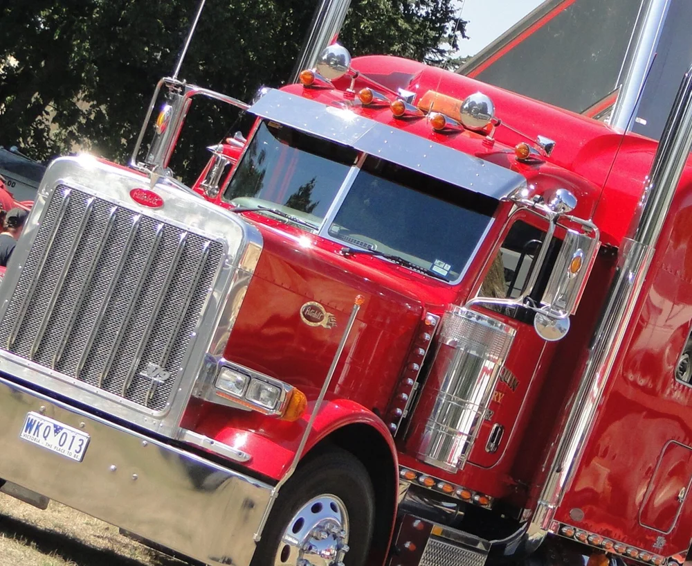 peterbilt - a brief history — Truckin with Kermie