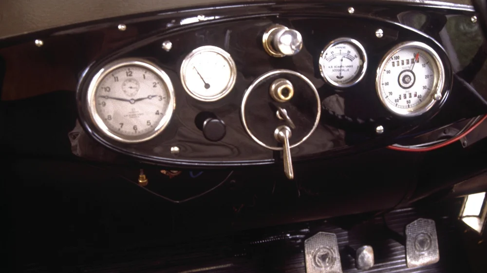 Scania’s New Smart Dash - And a Look Down The Ages — Truckin with Kermie