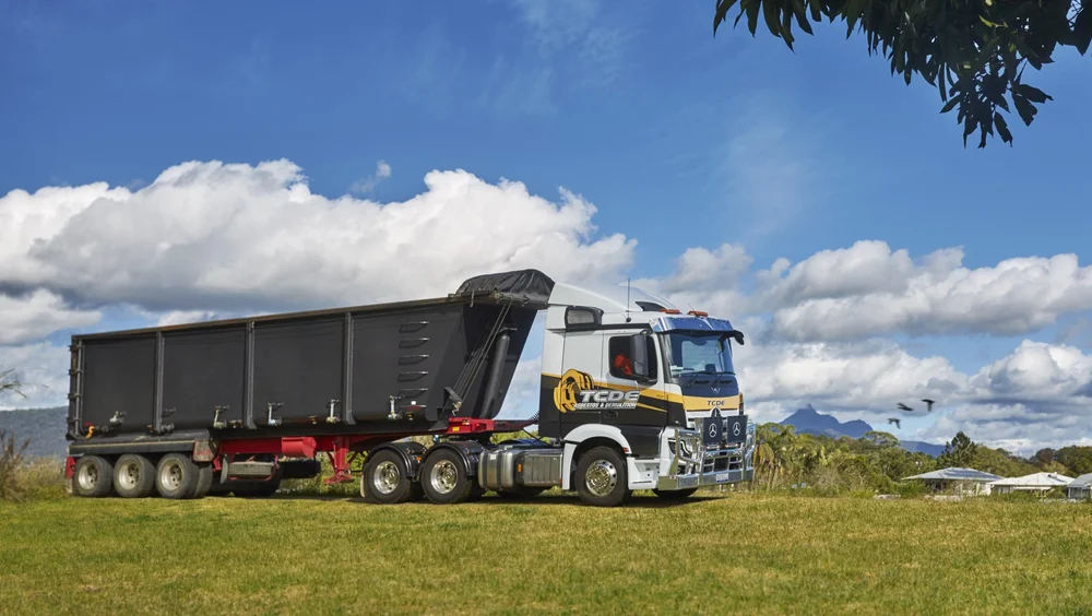 Demolition Team Clean Up With Actros — Truckin with Kermie