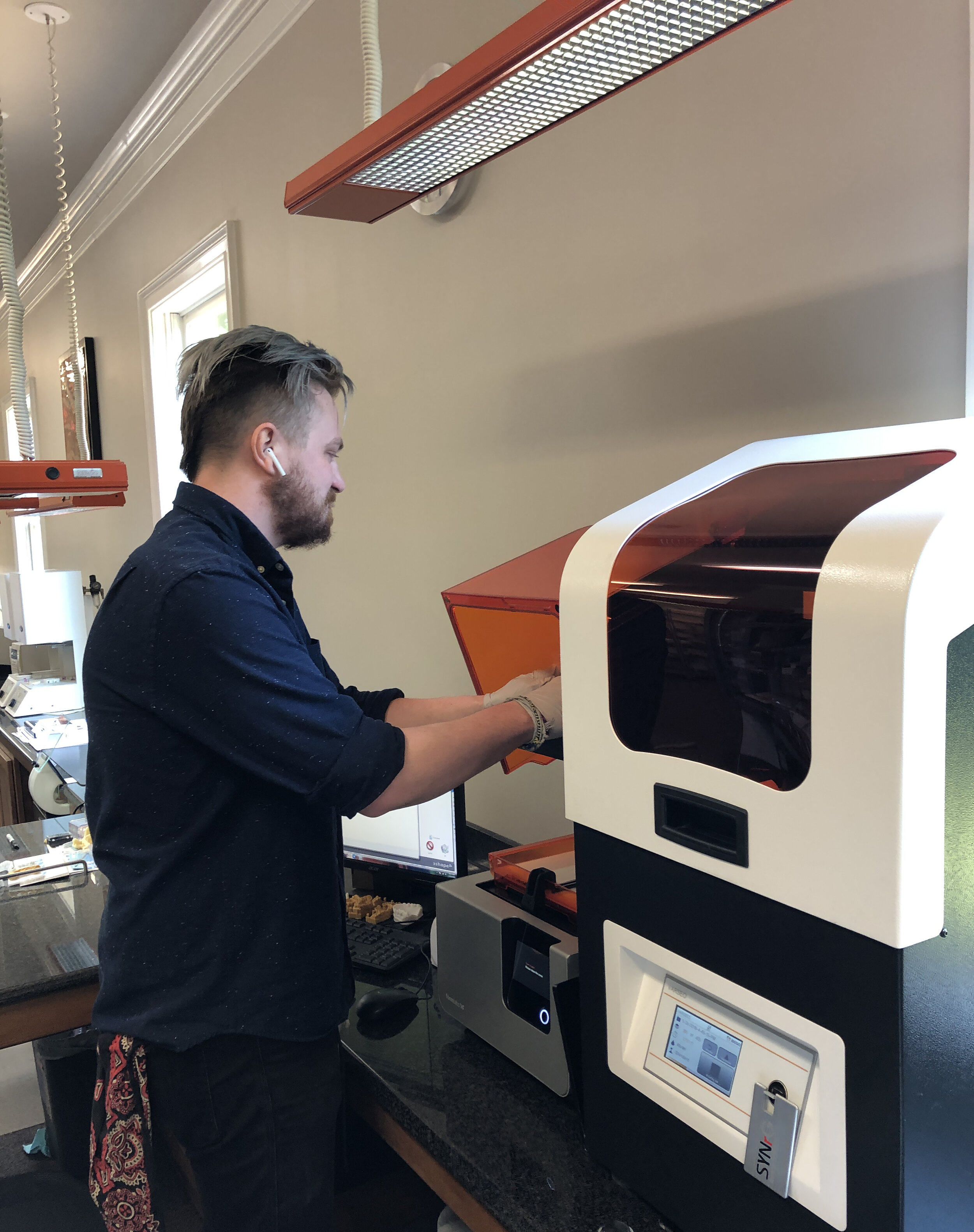 About Us — SYNrG Lab