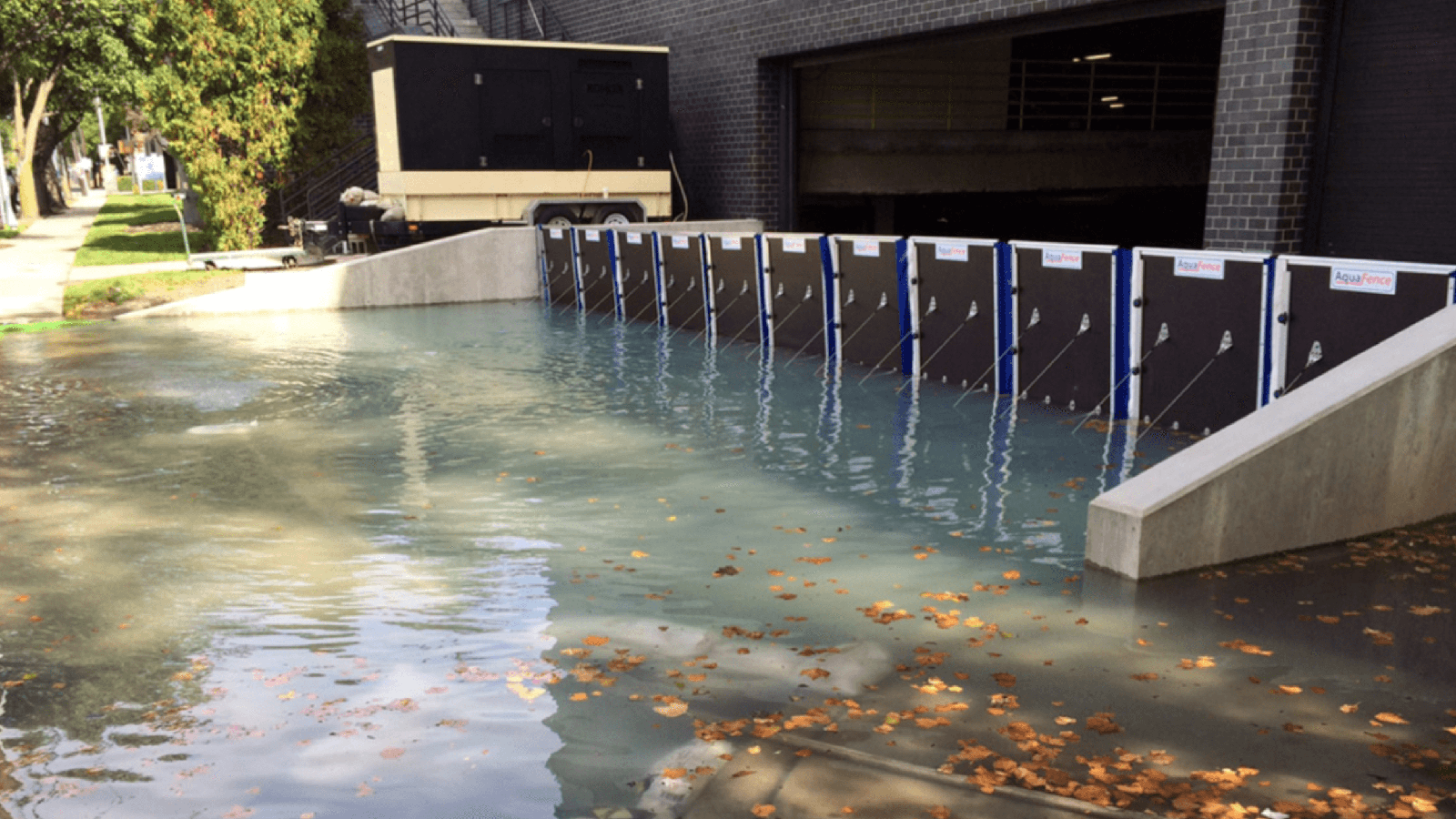 FLOODWALL INTEGRATED PROTECTION — AQUAFENCE