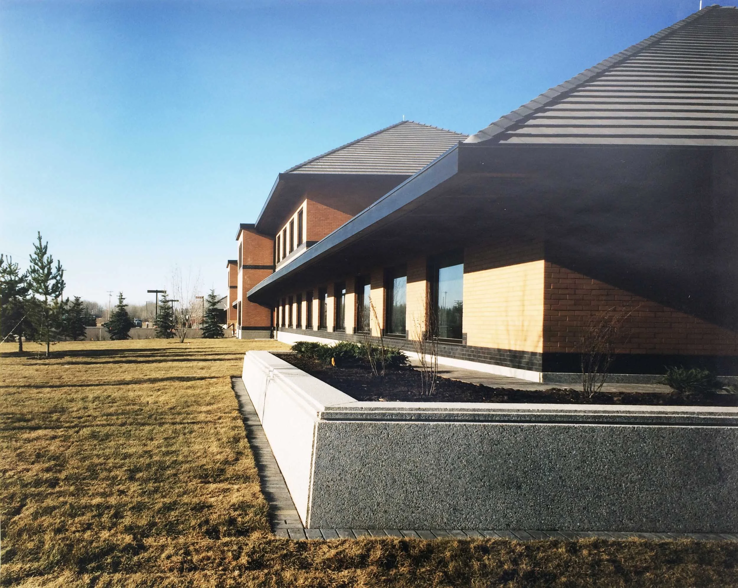 Edson Provincial Building — dub architects