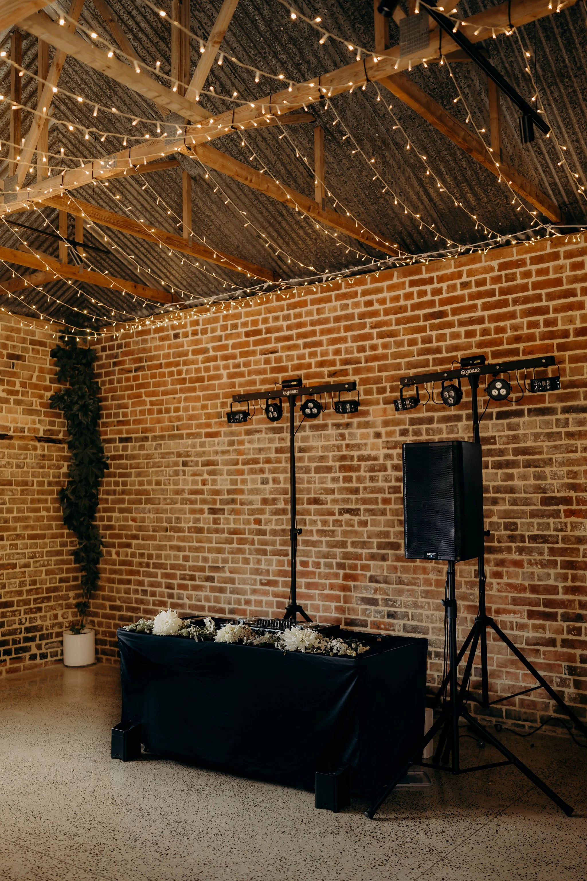 Real Weddings: SJ & Sam at Lochend Woolshed, Dunedin — Gravity Events