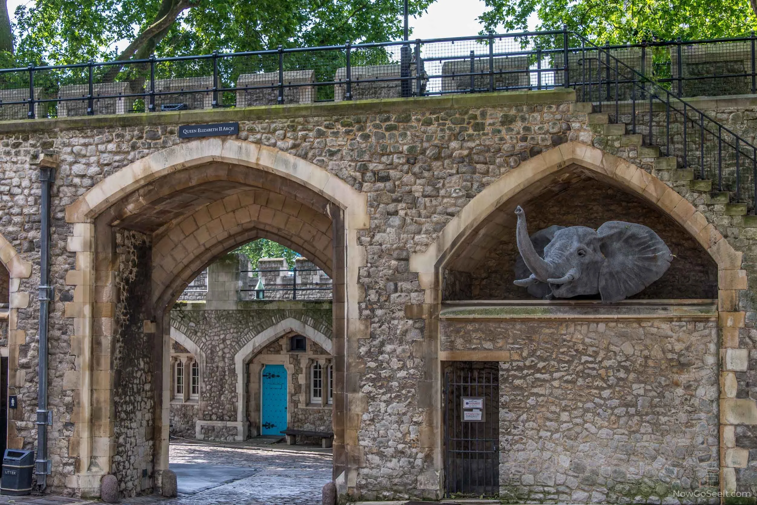 Visiting the Tower of London and Tower Bridge