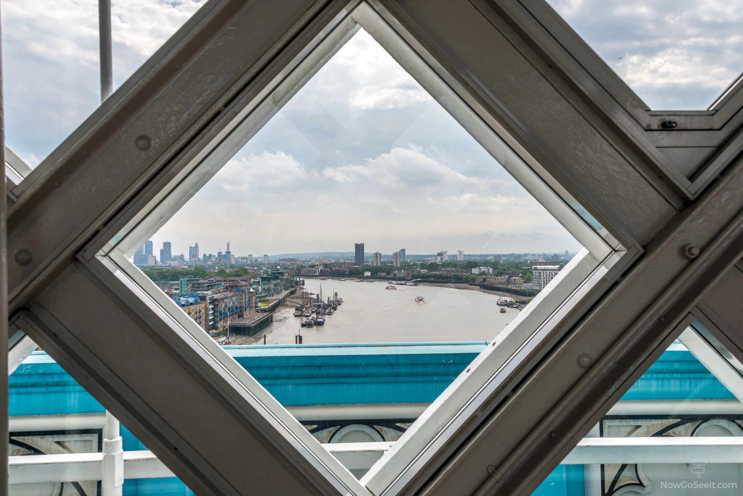 Visiting the Tower of London and Tower Bridge