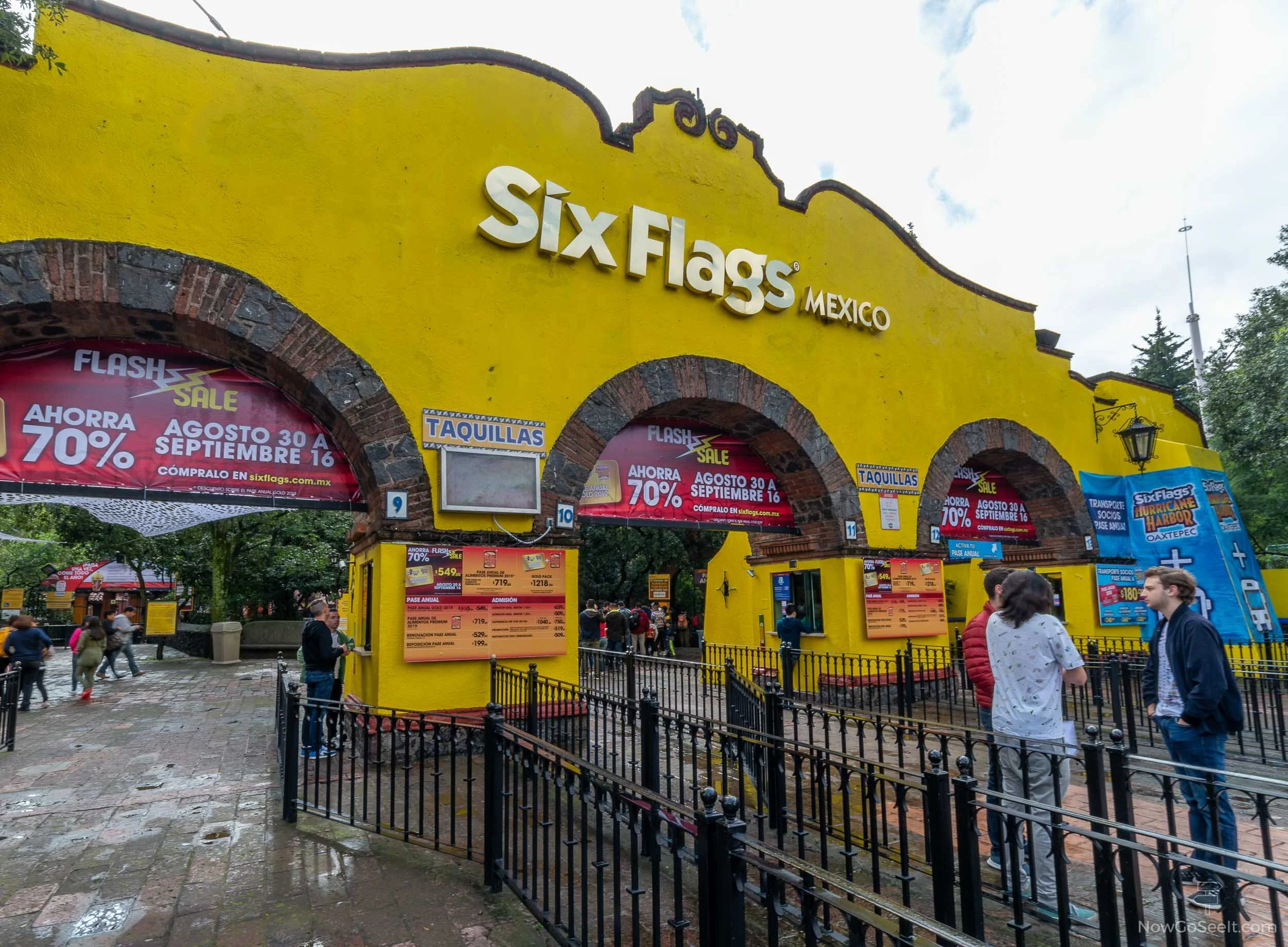 Six Flags México