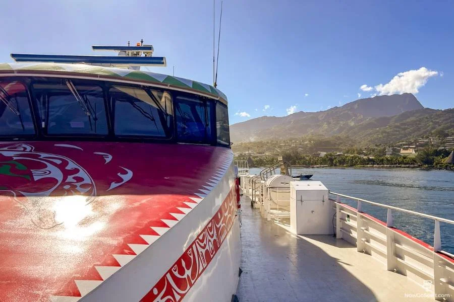 Tahiti Travel Visiting Moorea: Papeete to Moorea Ferry