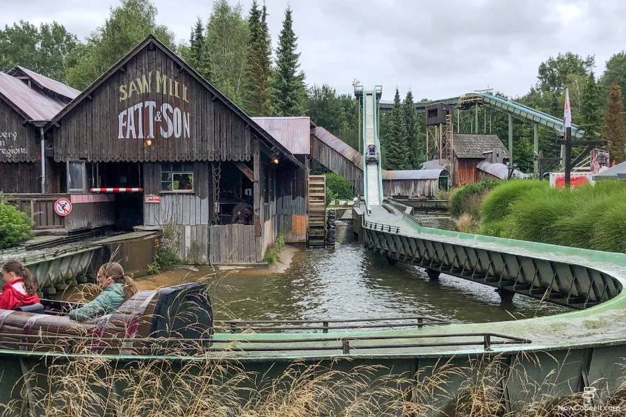 Walibi Holland: Netherlands Theme Park (Review and Tips)